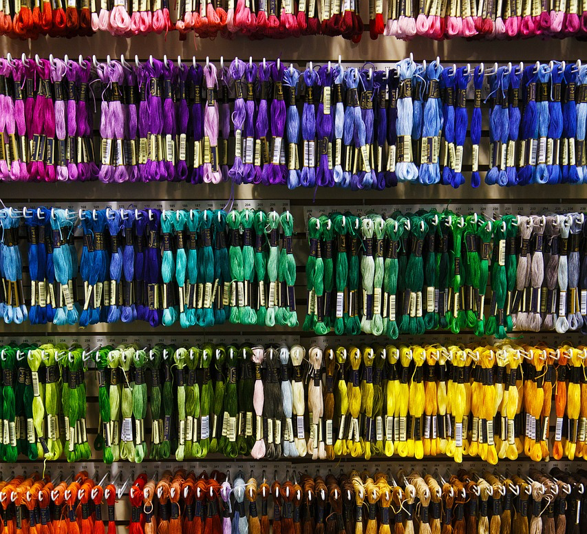 A home for threads – Iris van Rooij